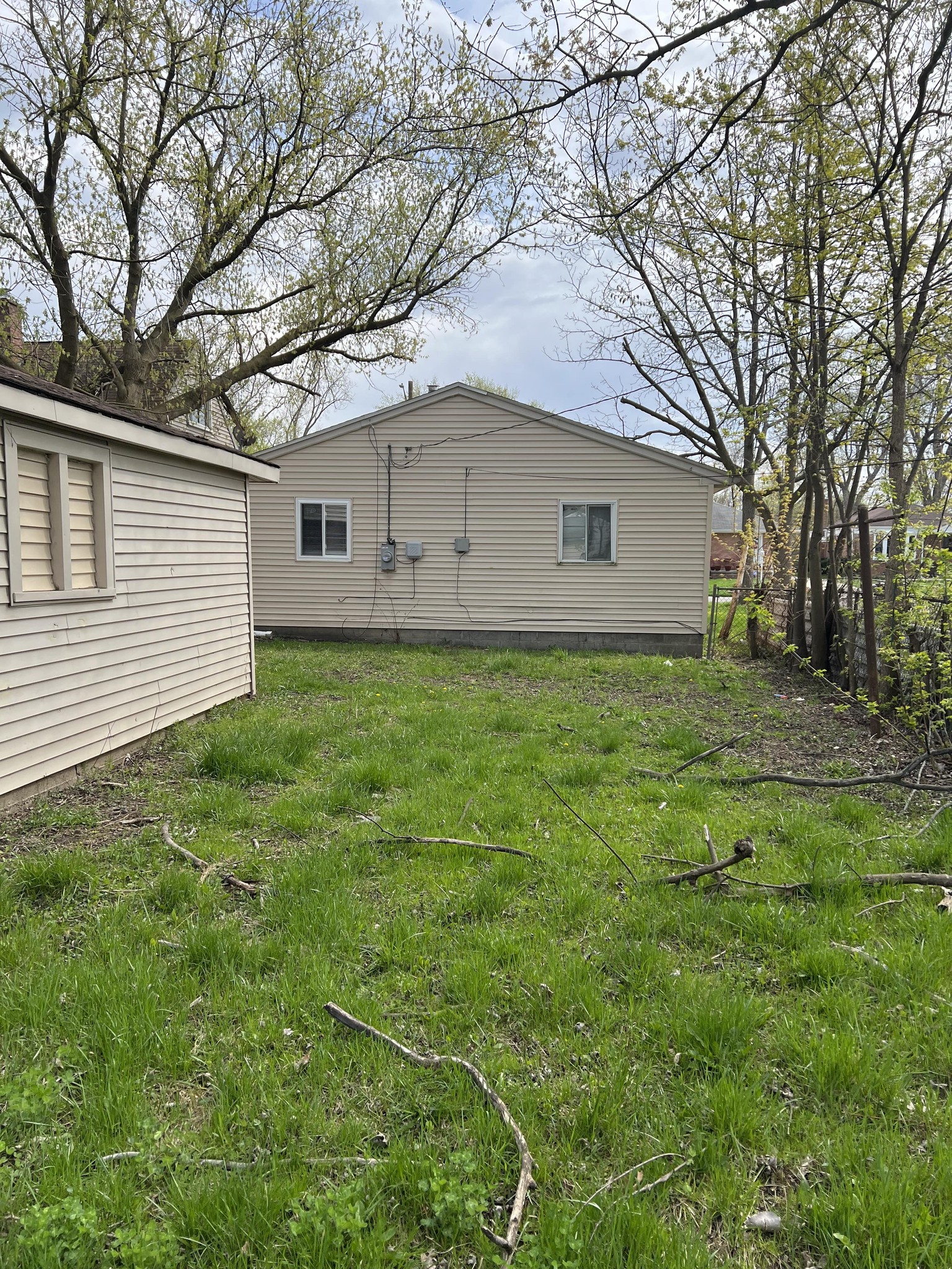 29172 Oakwood St, Inkster, MI 48141 | Property Details | Lofty | Future ...