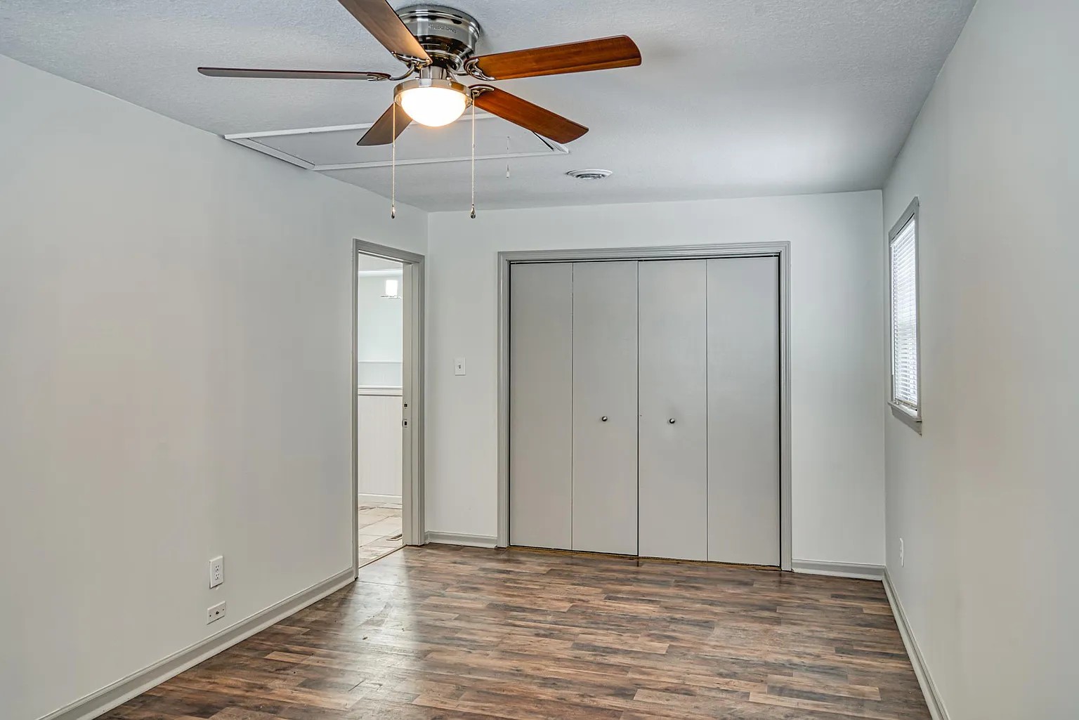 2423 S 51st Ct, Kansas City, KS 66106 | Property Details | Lofty ...