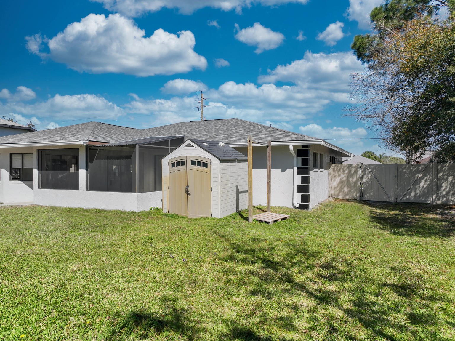 122 Florida Park Dr, Palm Coast, FL 32137 | Property Details | Lofty ...